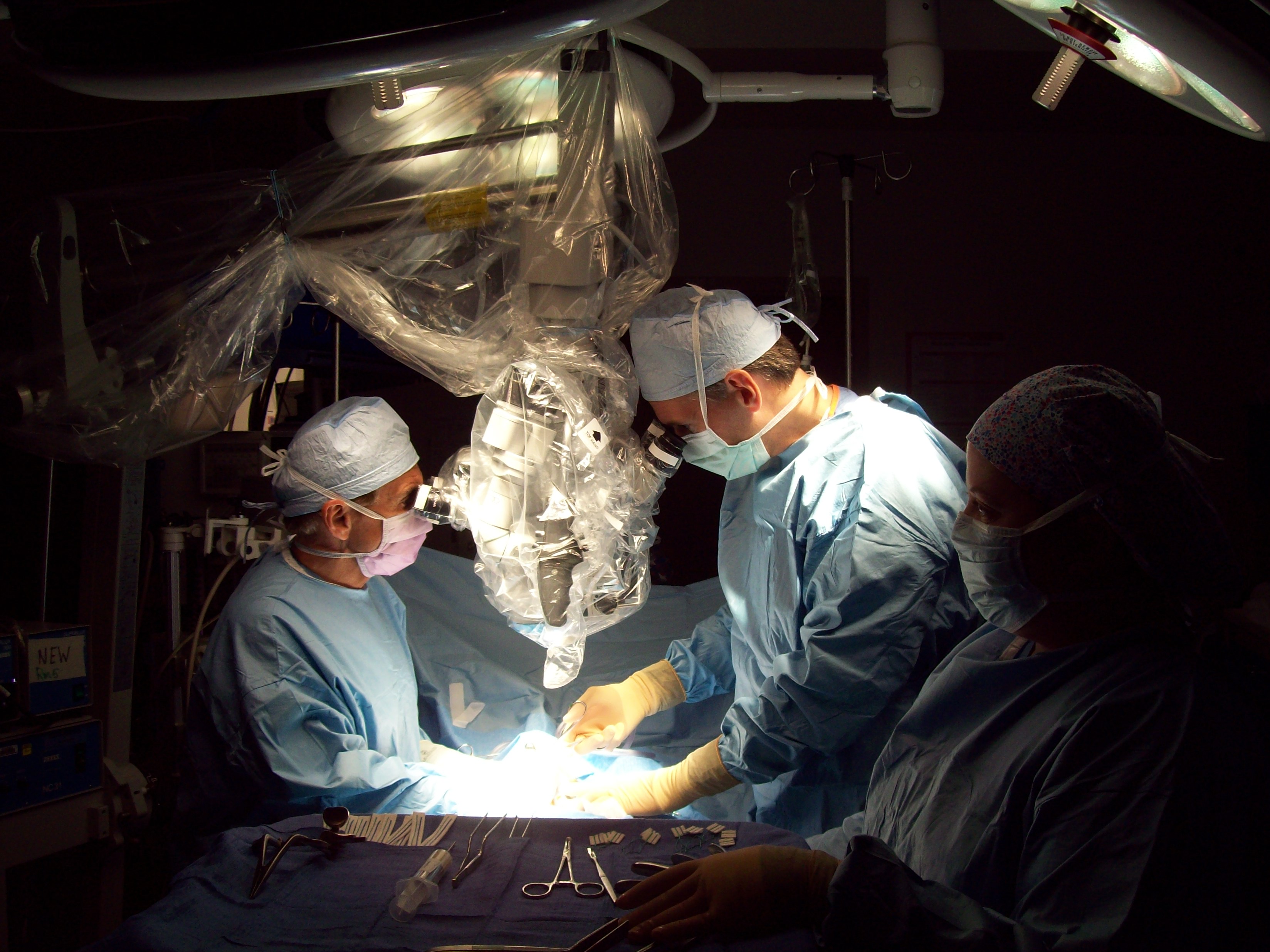 Neurosurgery – Dr. Maroon